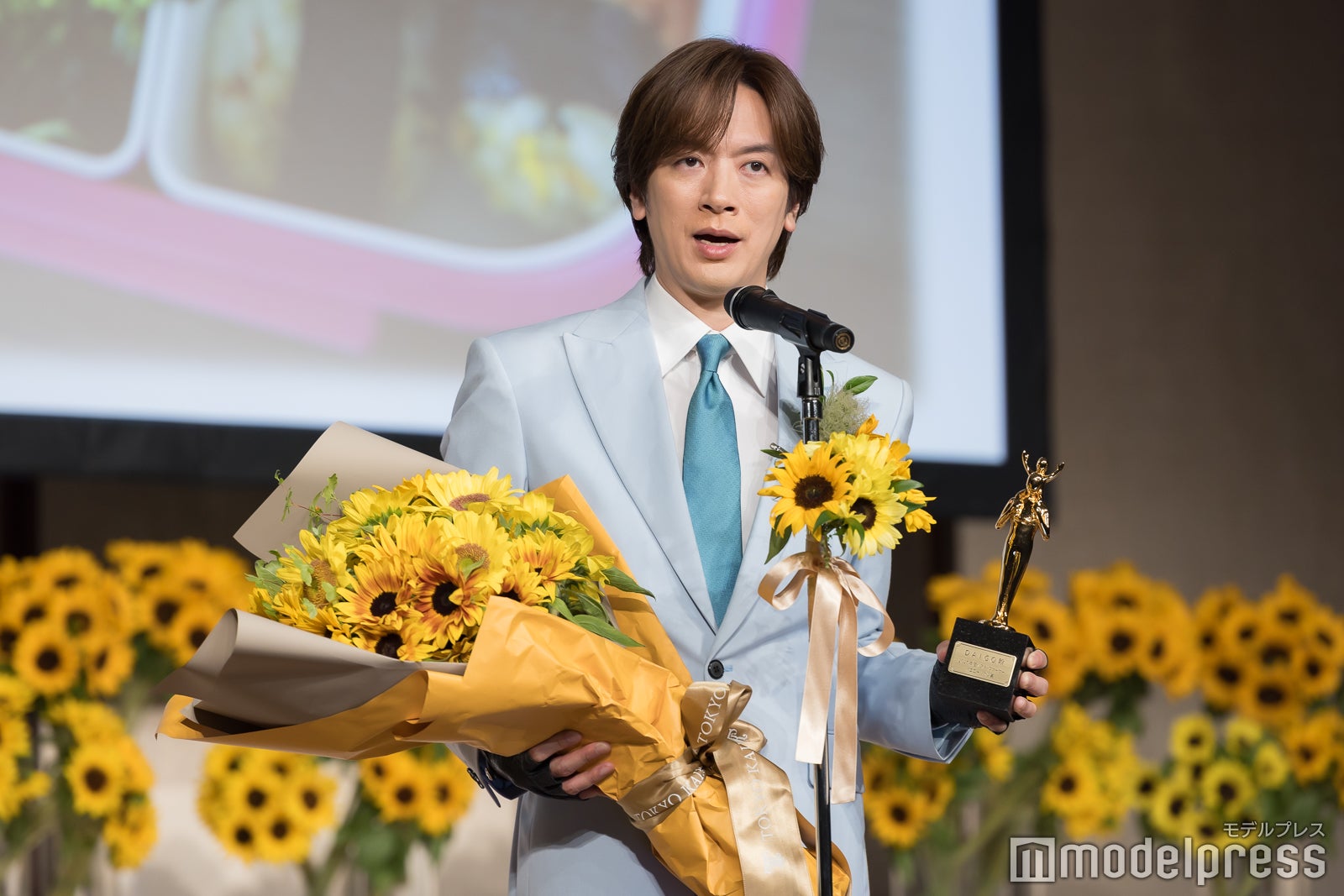 (画像10/24) “巨人ファン”DAIGO、長嶋茂雄さん偲ぶ「永遠に輝き続ける存在」 - モデルプレス