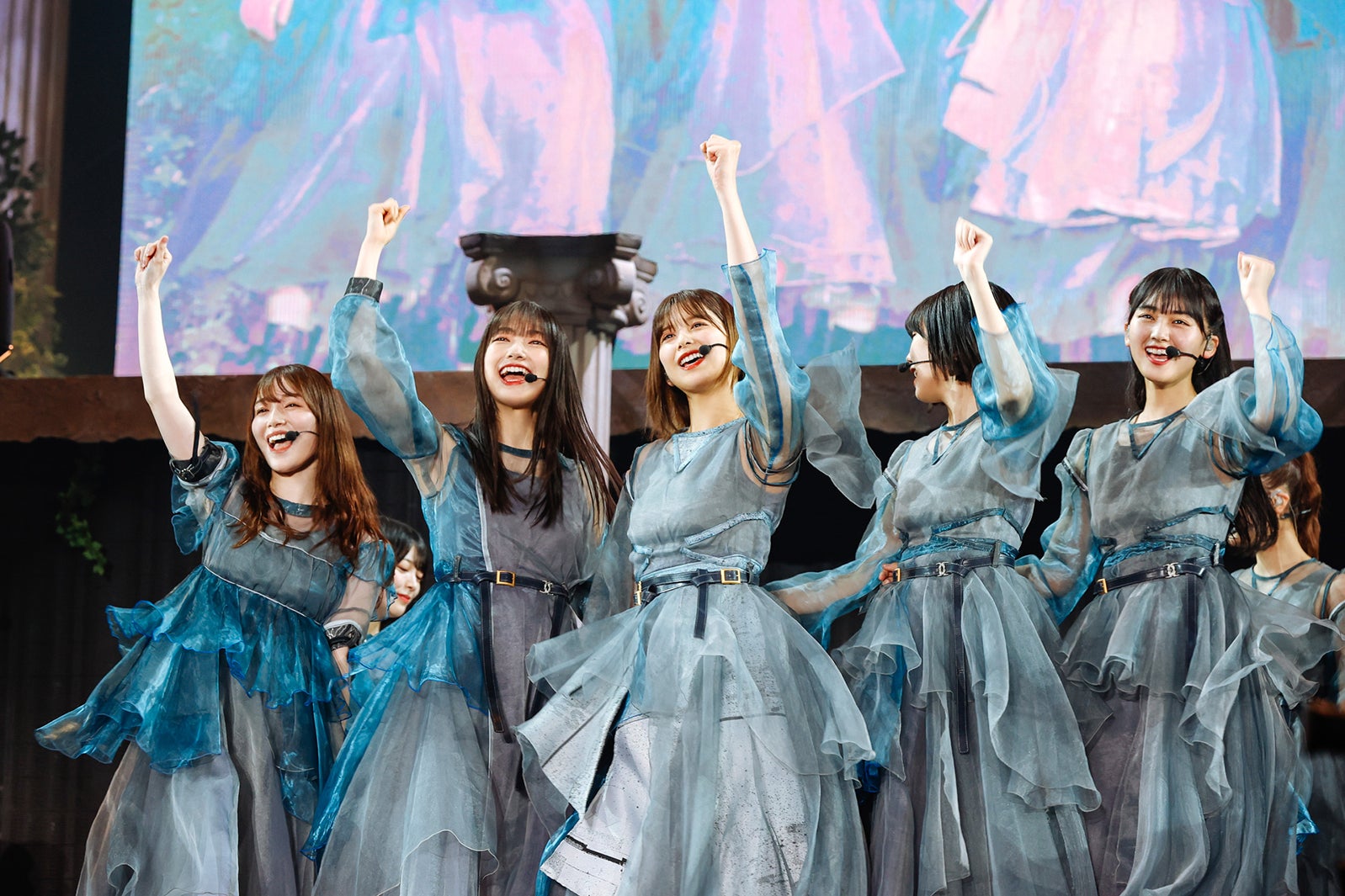 画像12 43 櫻坂46卒業の渡邉理佐、涙で語った7年間の本音 “グループ初の卒コン”で今後にも言及<スピーチ全文> モデルプレス