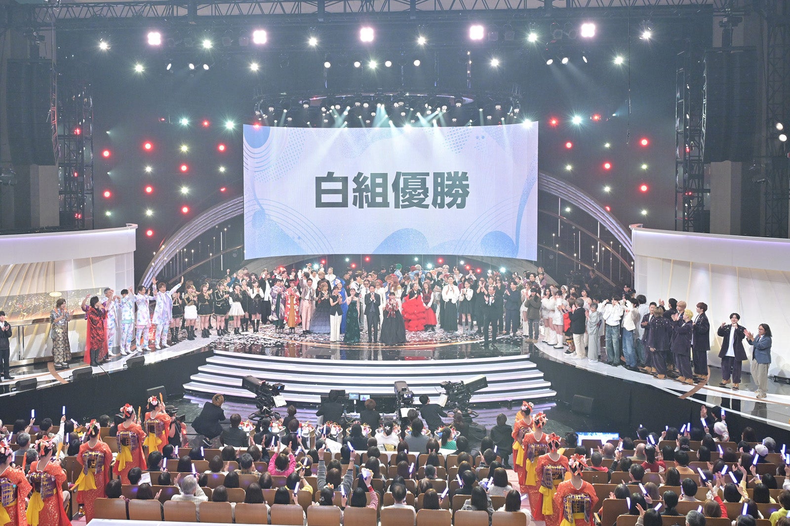 (画像1/3) 「第75回NHK紅白歌合戦」白組が優勝 - モデルプレス