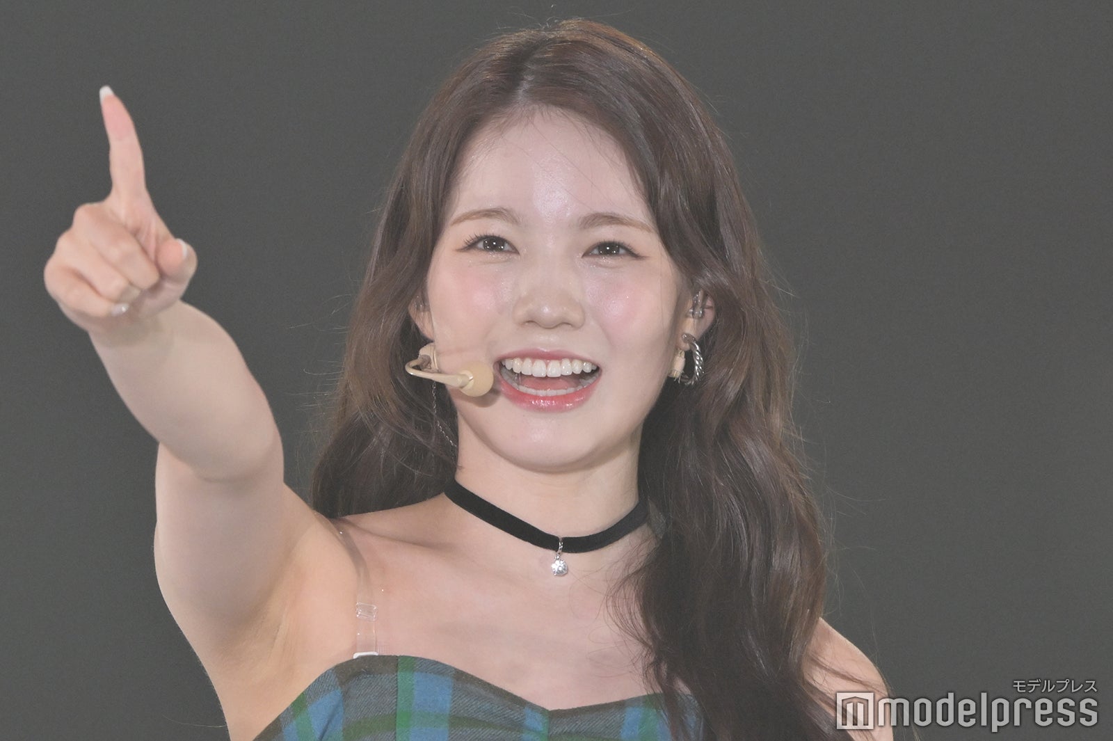 (画像6/18) NiziUアヤカ、“復活ヘア”でガラリイメチェン「圧倒的透明感」「おかえりなさい」と絶賛の声 - モデルプレス