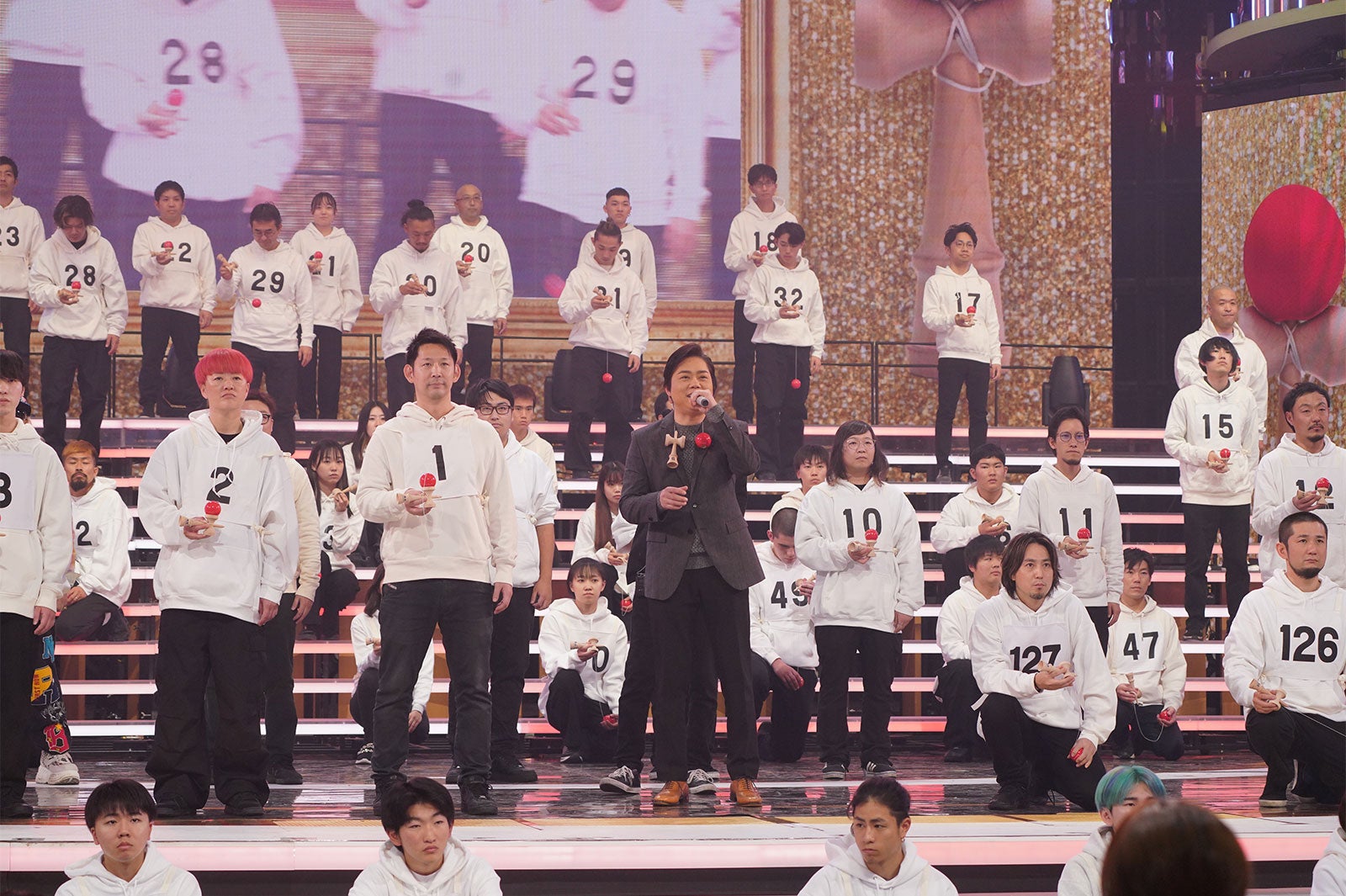 (画像54/85) 「第74回NHK紅白歌合戦」リハ 乃木坂46・SEVENTEEN・JO1・LE SSERAFIM・NiziUら豪華集結【写真特集】 - モデルプレス