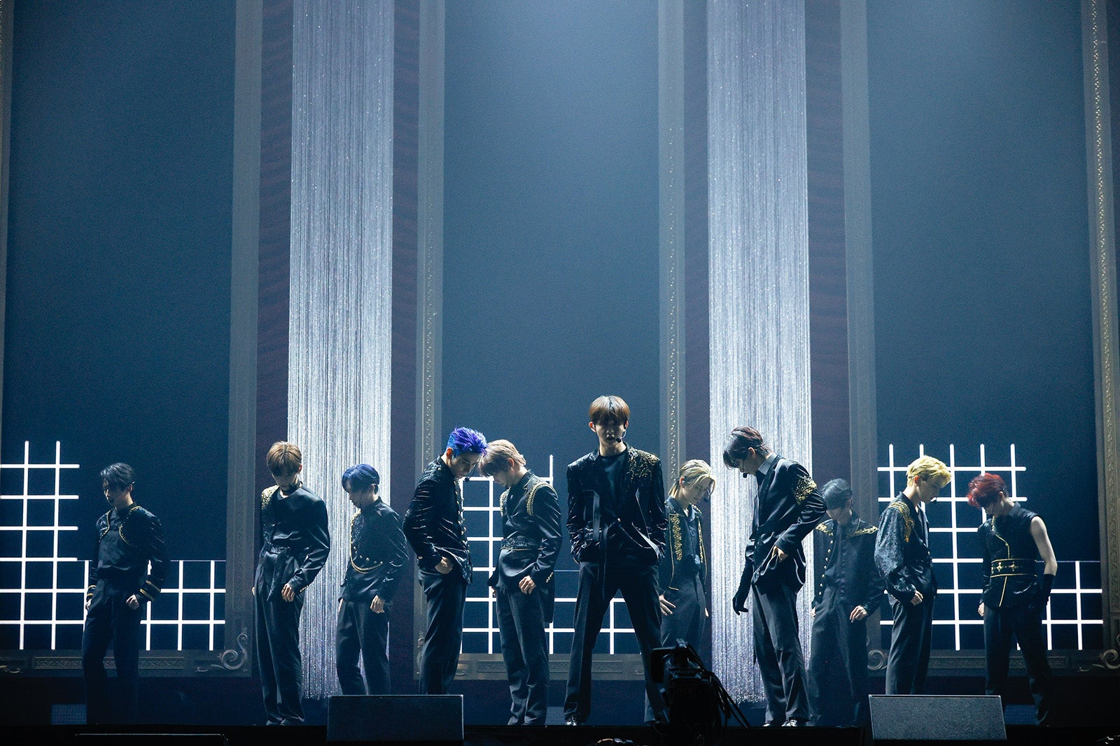 INI、“20歳”松田迅からサプライズ 髪色続々チェンジで新たな美しさ放つ＜MTV VMAJ 2022＞ - モデルプレス