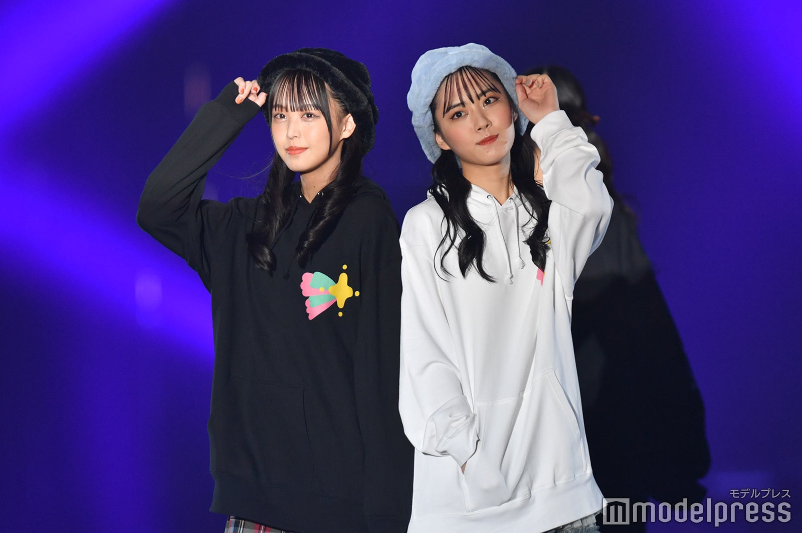 (画像6/9) STU48福田朱里＆吉田彩良、シミラールック×ツインテールでキュートな笑顔弾ける＜TGC 北九州 2022＞ - モデルプレス