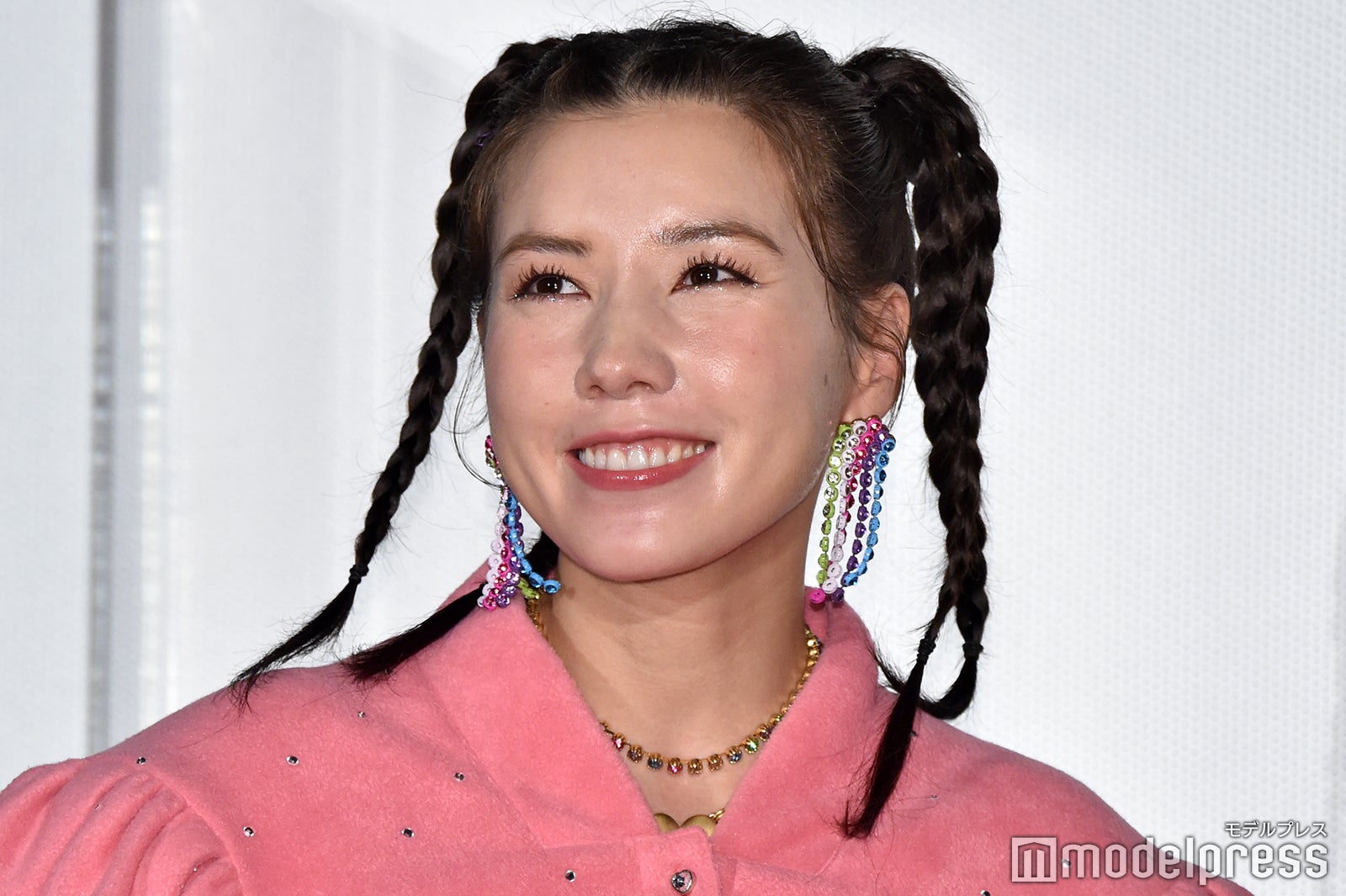 画像33 36 仲里依紗、“美形一家集結”la旅行4ショット公開 投稿1枚目に衝撃の声も「トイレ？見ていいの？」「びっくり」 モデルプレス