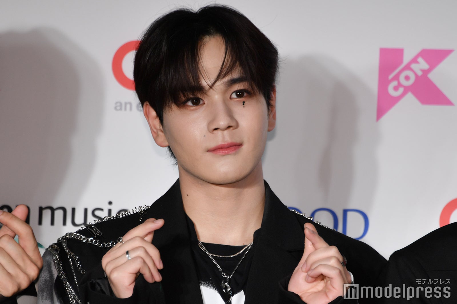 (画像3/46) JO1豆原一成、BTSジョングク展示会へ “2ショット”公開に「黄金マンネと最強マンネ」「推しが推しを推してる」の声 - モデルプレス