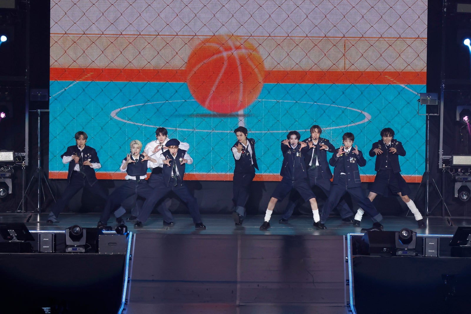 (画像13/21) NewJeans×NiziU、Stray Kids×ATEEZ…貴重コラボダンスメドレーで「MUSIC BANK GLOBAL FESTIVAL 2023」開幕 - モデルプレス