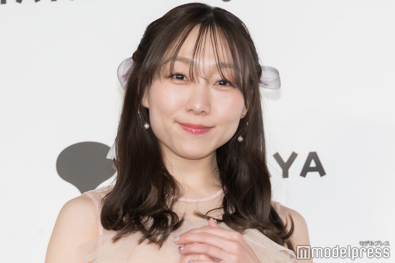 画像1 27 須田亜香里、ミニ丈×透けニーハイで美脚全開「スタイル良すぎ」「ドキッとした」の声 モデルプレス