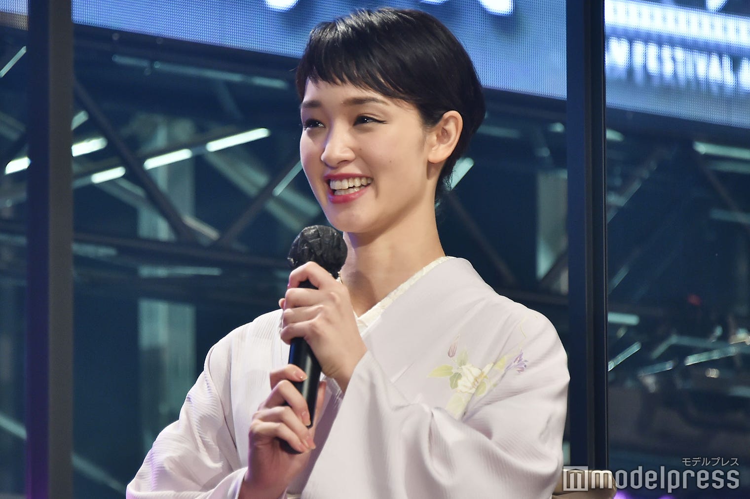 画像2 30 剛力彩芽、独立後初の公の場 艶やか着物姿で登場<ssff & Asia 2020> モデルプレス