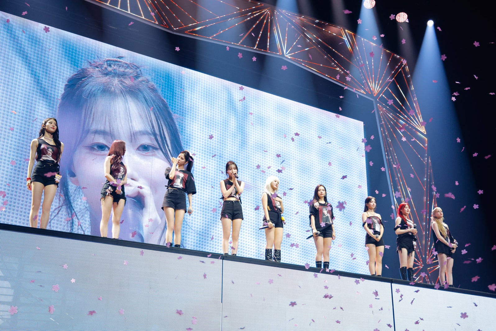 (画像3/25) 【Kep1er挨拶全文】9人体制ラストライブで全員号泣「最後ということを考えたくなかった」「悲しまないで」…本音と感謝を語った“40分” - モデルプレス