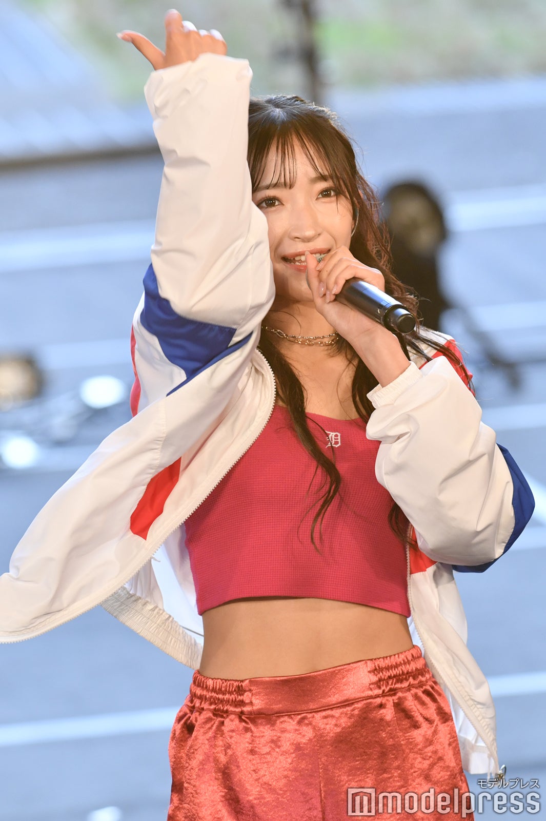 (画像119/277) Girls2小川桜花、投げキス披露 爽やかミニドレスをワンショルで着こなし＜TGC フェス 山梨 2022＞ - モデルプレス