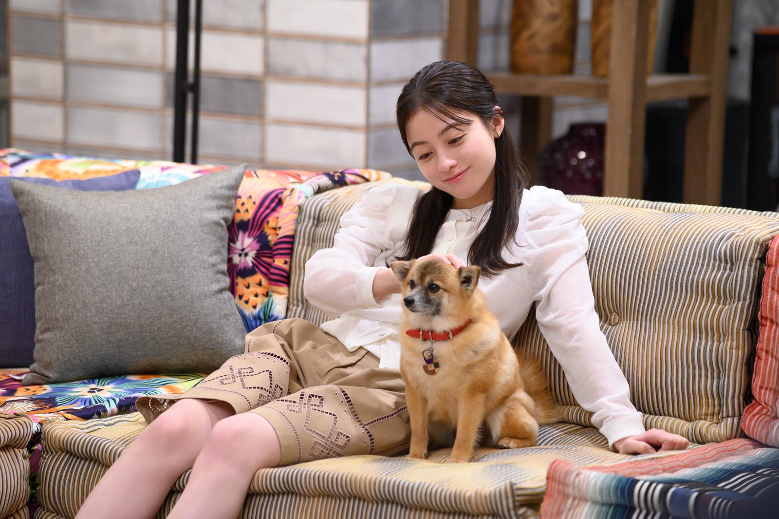 画像48 橋本環奈、山田涼介と一発本番で挑んだアドリブシーン “おかえりキス”裏話も<王様に捧ぐ薬指> モデルプレス