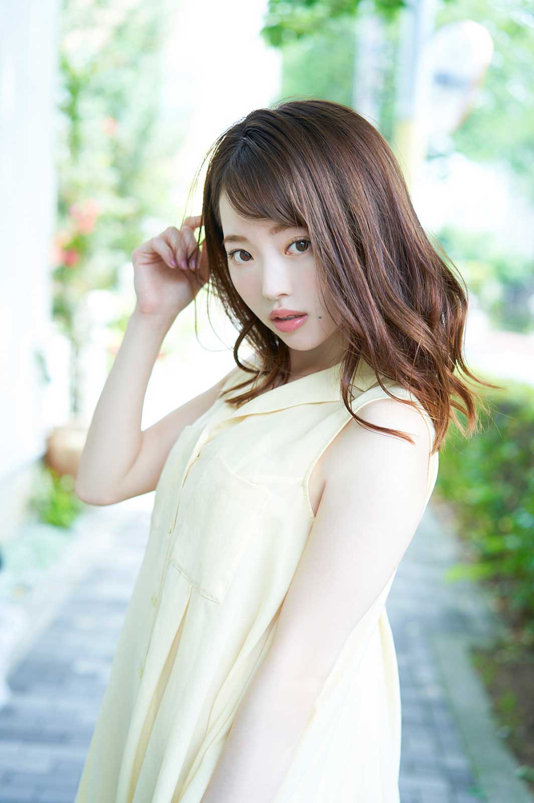 画像5 5 元stu48森香穂、セクシーな白肌輝く 「b L T 」初登場 モデルプレス