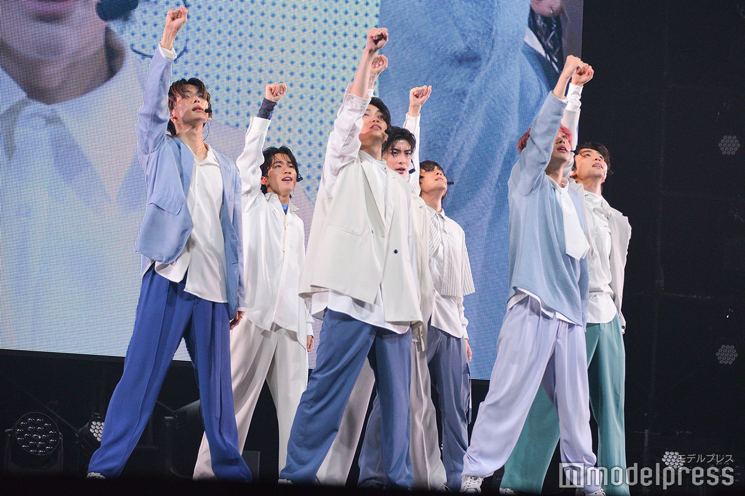 (画像2/99) 「君の花になる」8LOOM、最後のライブでメンバー・観客の涙止まらず サプライズ発表も＜君の花になる“Let's 8LOOM” TOUR ～THE FINAL～ライブレポ ...