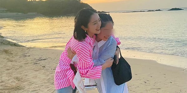 安達祐実、18歳娘との2ショット写真公開「姉妹みたい」「口元がそっくり」と反響続々 モデルプレス