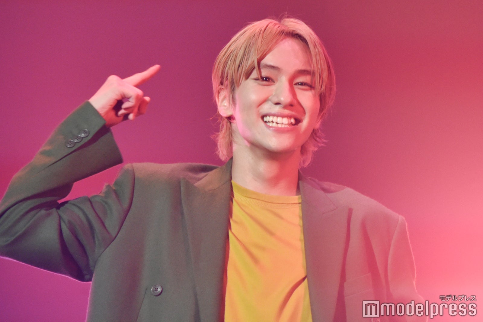 (画像11/49) 綱啓永＆山下幸輝、久々2ショット公開にファン歓喜「8LOOM嬉しい」「眼福」 - モデルプレス