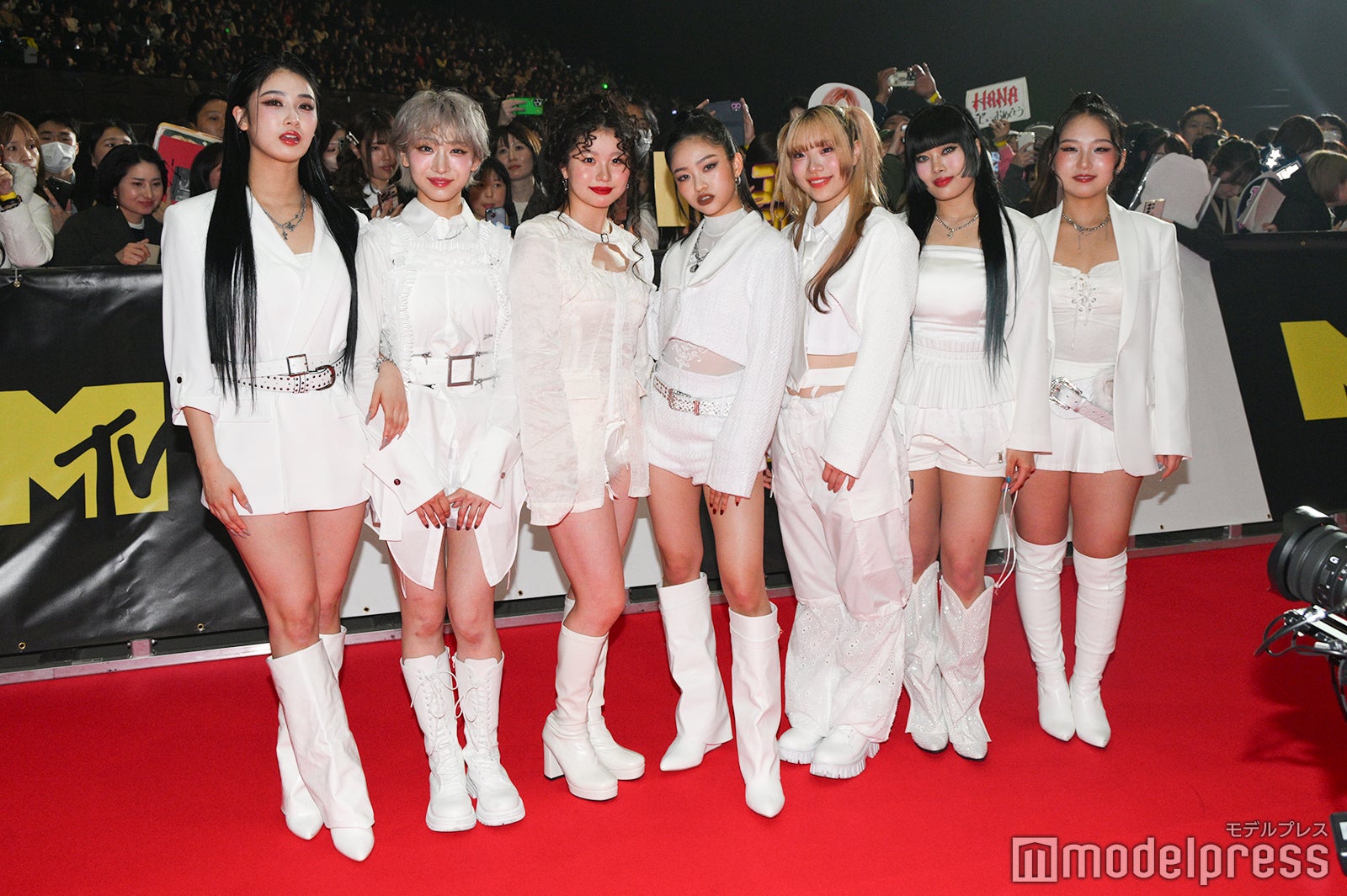 (画像6/113) HANA、KOHARUセンターのカマキリダンスで沸かす デビュー前に圧巻ステージ【MTV VMAJ レッドカーペット】 - モデルプレス
