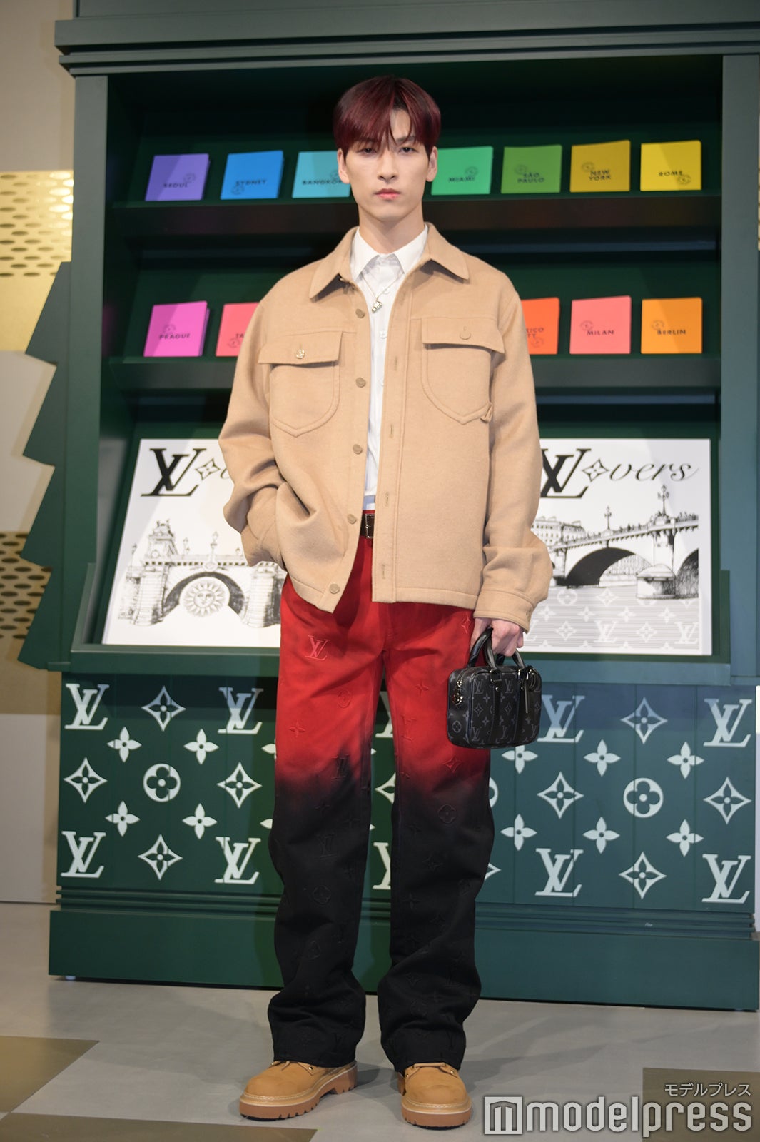 (画像54/59) JO1佐藤景瑚、淡めデニムジャケットが爽やか 川尻蓮も「可愛いね」＜ルイ・ヴィトンSS24メンズ・ポップアップストア＞ - モデルプレス