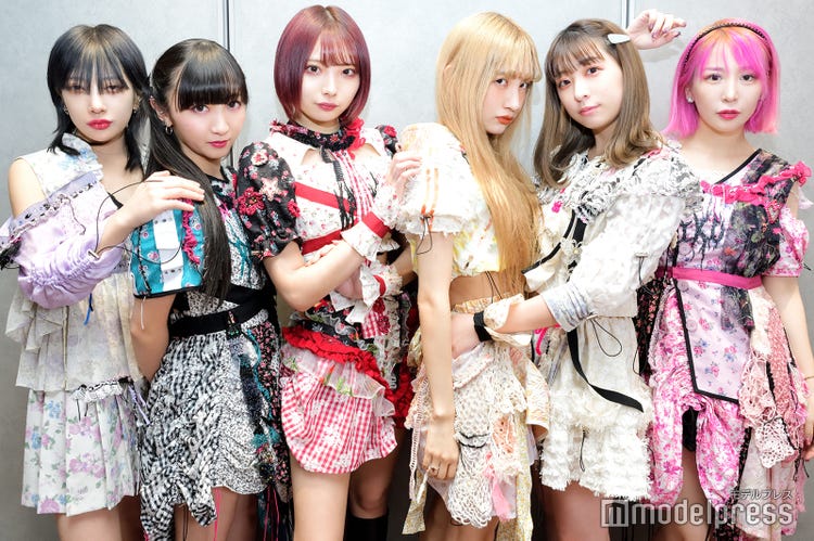 西井万理那 コスプレは俺の嫁(全画像表示)