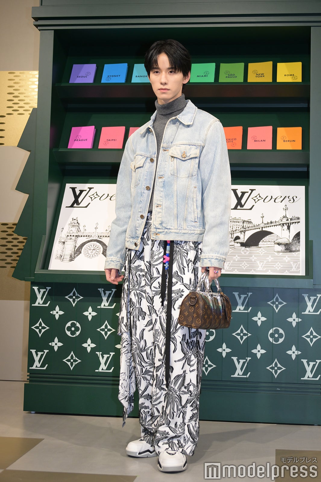 (画像29/59) JO1川尻蓮、金城碧海＆佐藤景瑚に「こいつらをまとめ上げられるのは僕」まさかの反応に困惑＜ルイ・ヴィトンSS24メンズ・ポップアップストア＞ - モデルプレス