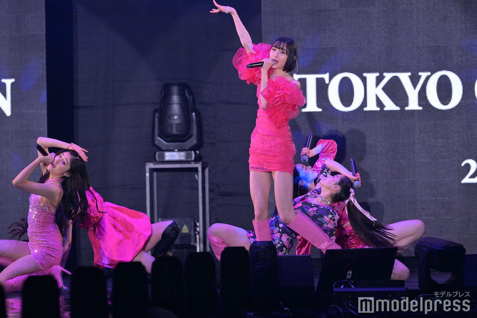 画像42 407 Kat Tun中丸雄一、念願の初tgc「fantasia」bgmにフラッグパフォーマンス「ラウールの先輩で~す