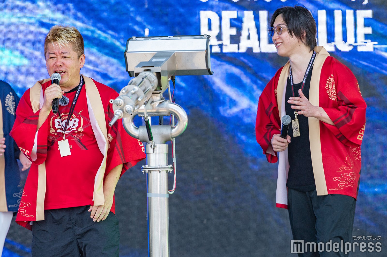 (画像8/36) 【速報】ホリエモン主催「BOB2025」開幕 別府温泉ぶっかけフェスに観客熱狂 - モデルプレス