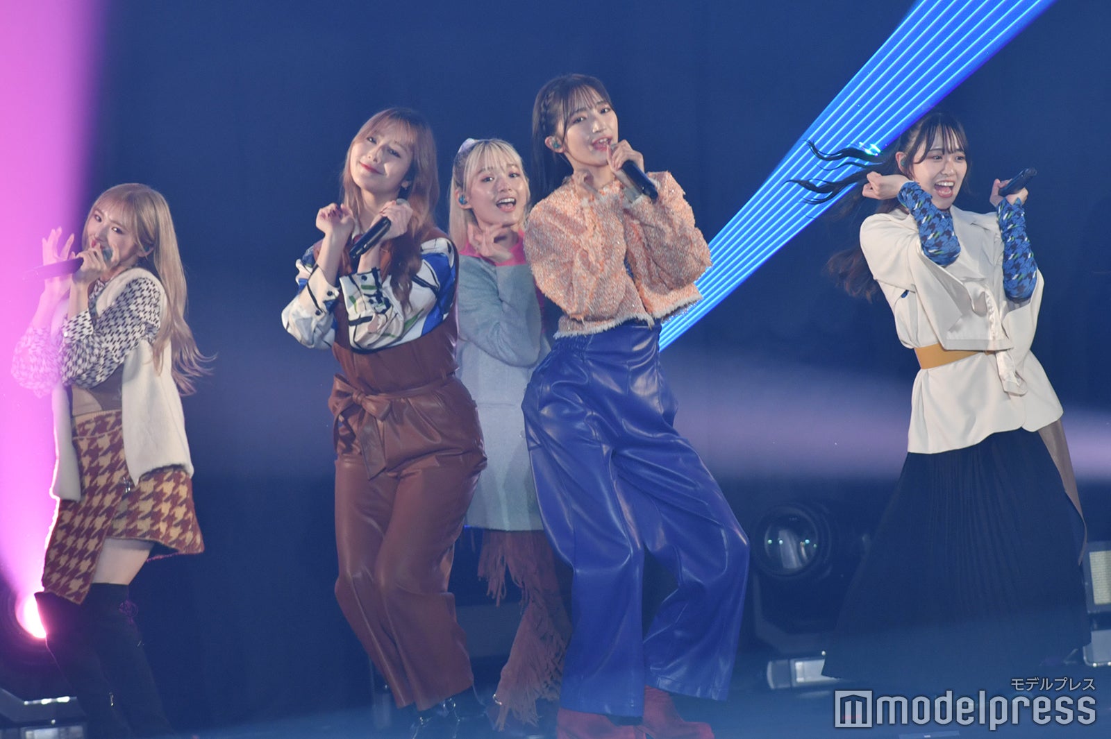 (画像3/36) “次世代ガールズグループ”Girls2、ランウェイフル活用でパワフルステージ＜TGC しずおか＞ - モデルプレス