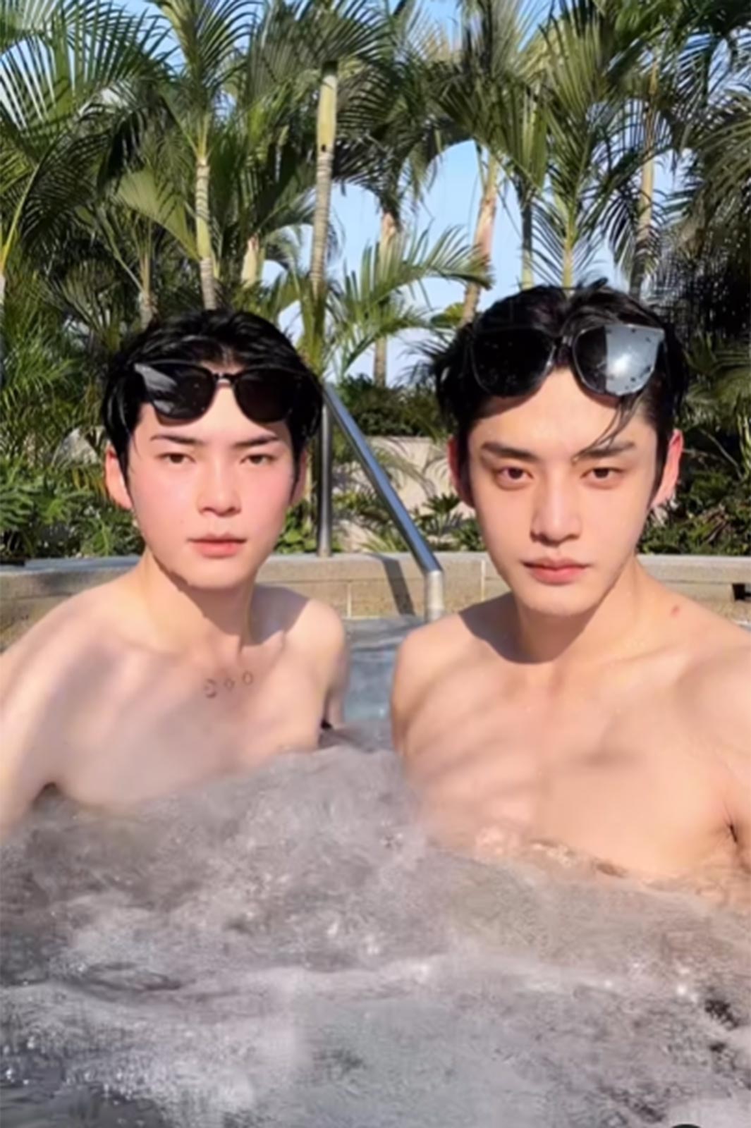 (画像4/30) ZB1キム・ジウン＆ソン・ハンビン、プールでの密着動画で肉体美披露「セクシーすぎる」と反響続々 - モデルプレス